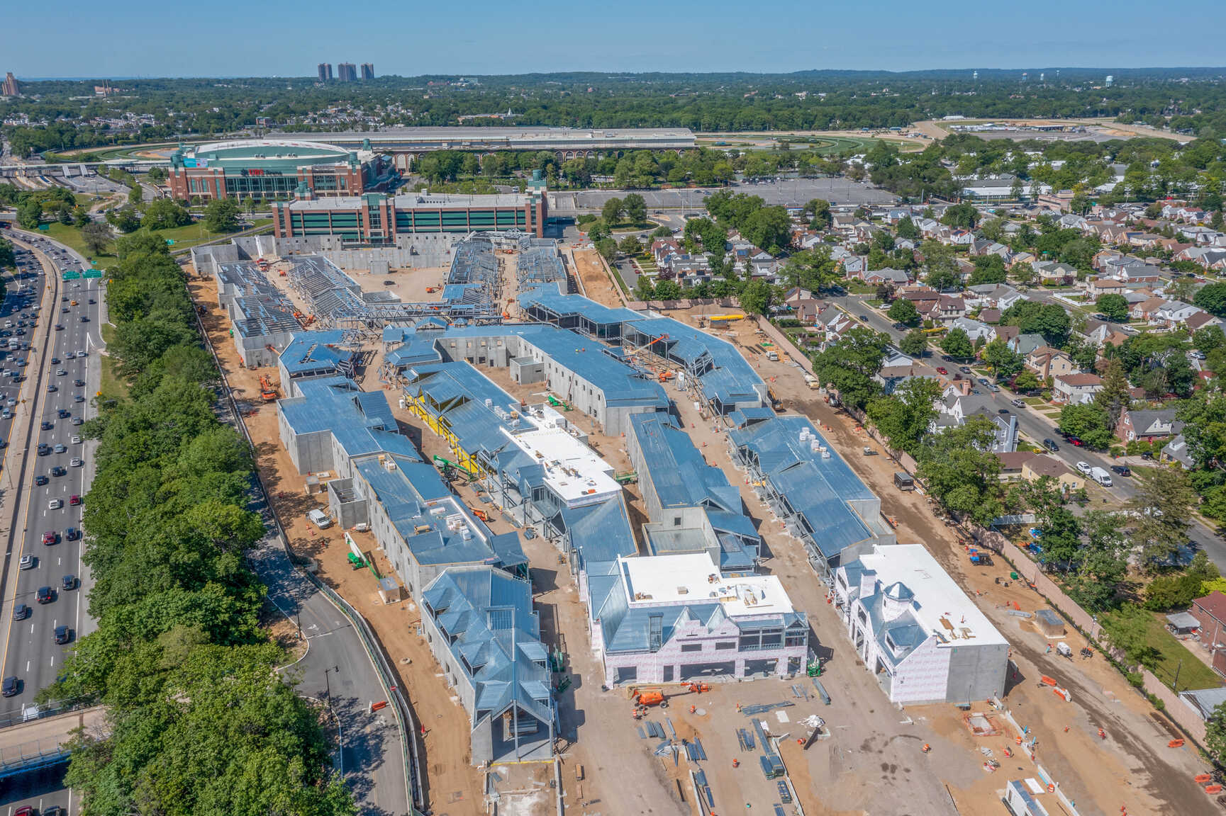 Aurora Contractors | Let’s Get Building