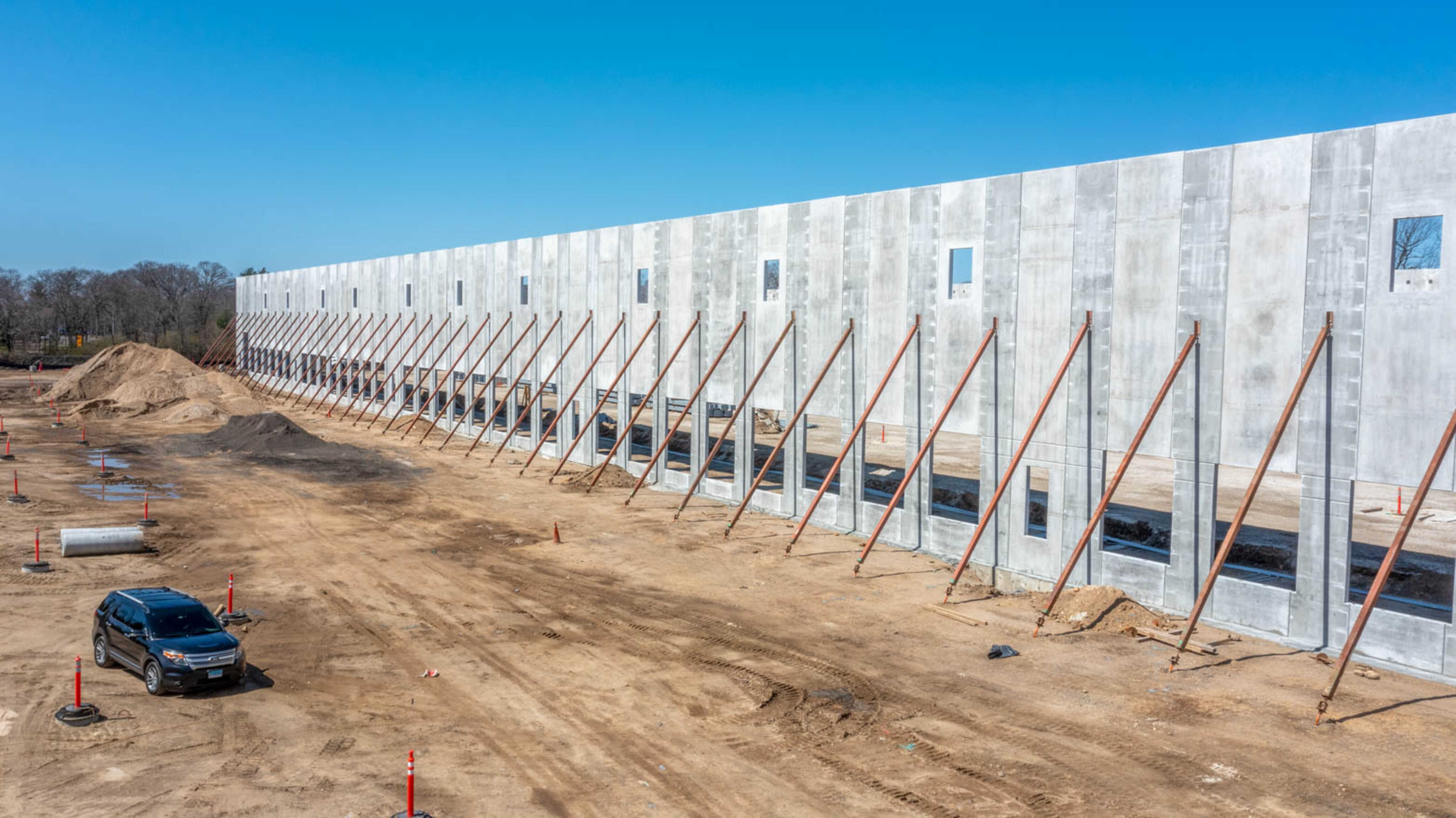 Rockefeller Group Crossways Logistics Center | Aurora Contractors